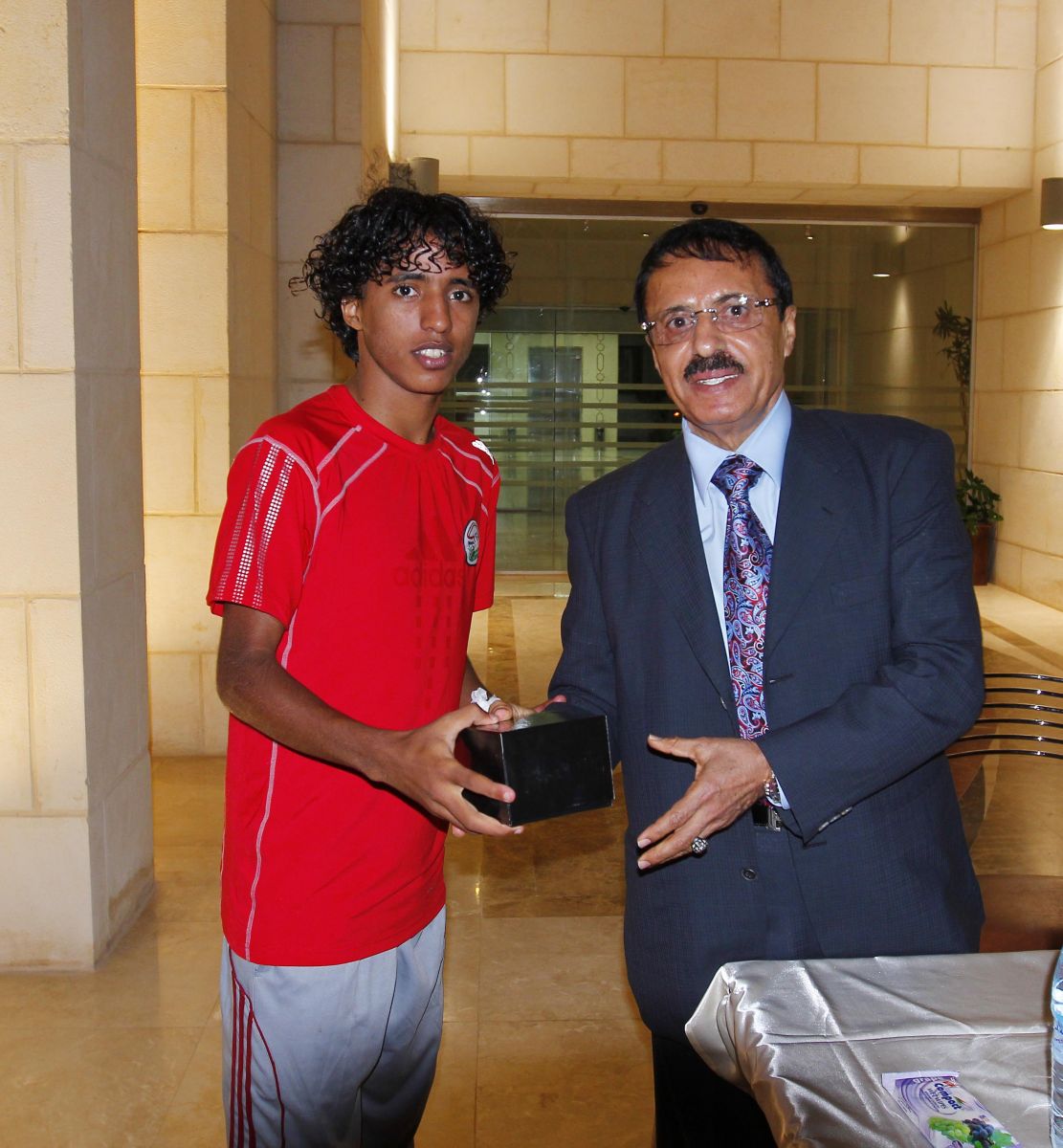 The Arab American University honours the Palestinian and the Yemen ...