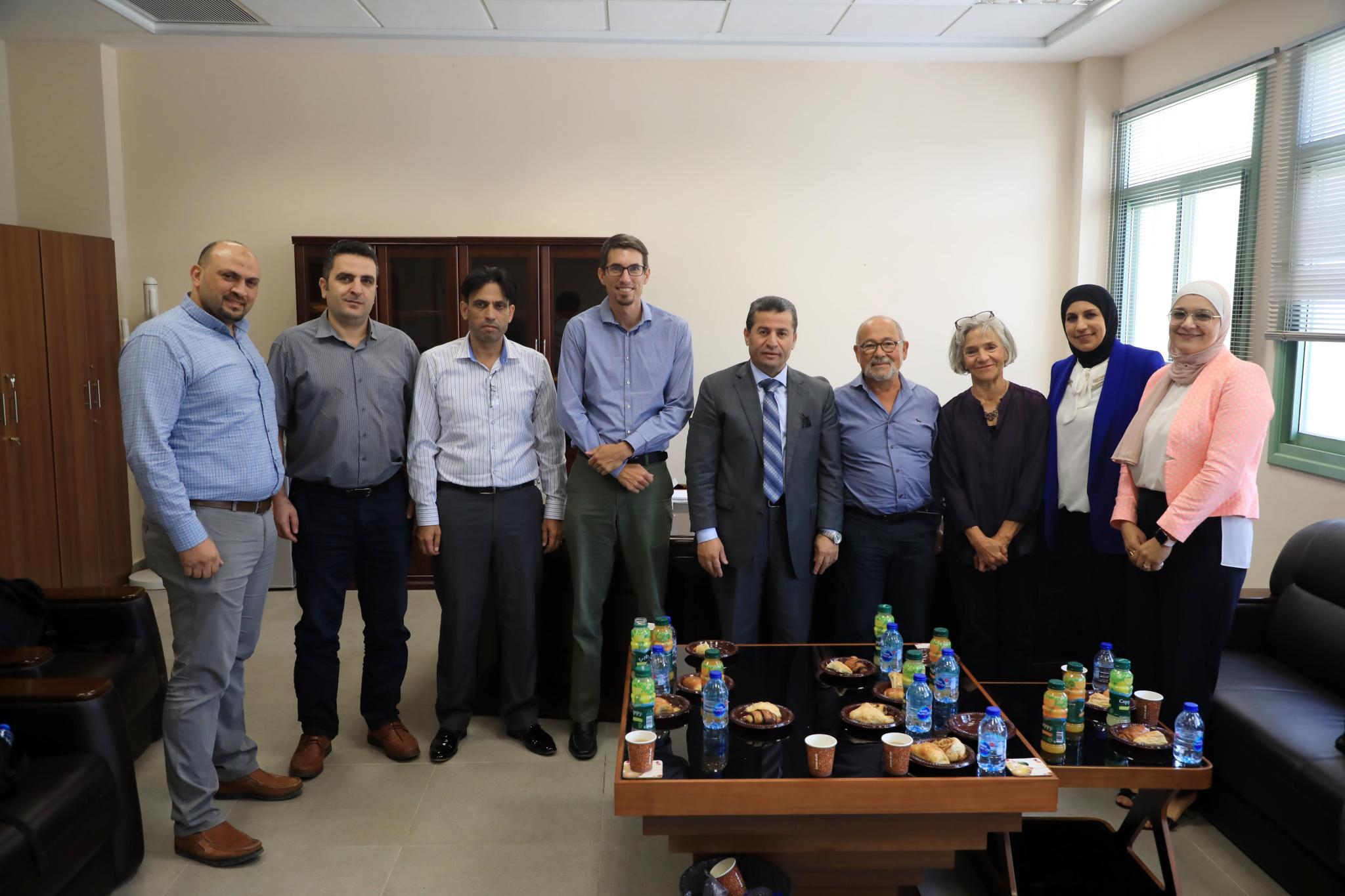AAUP Faculty of Medicine Receives a Delegation from the British Family ...