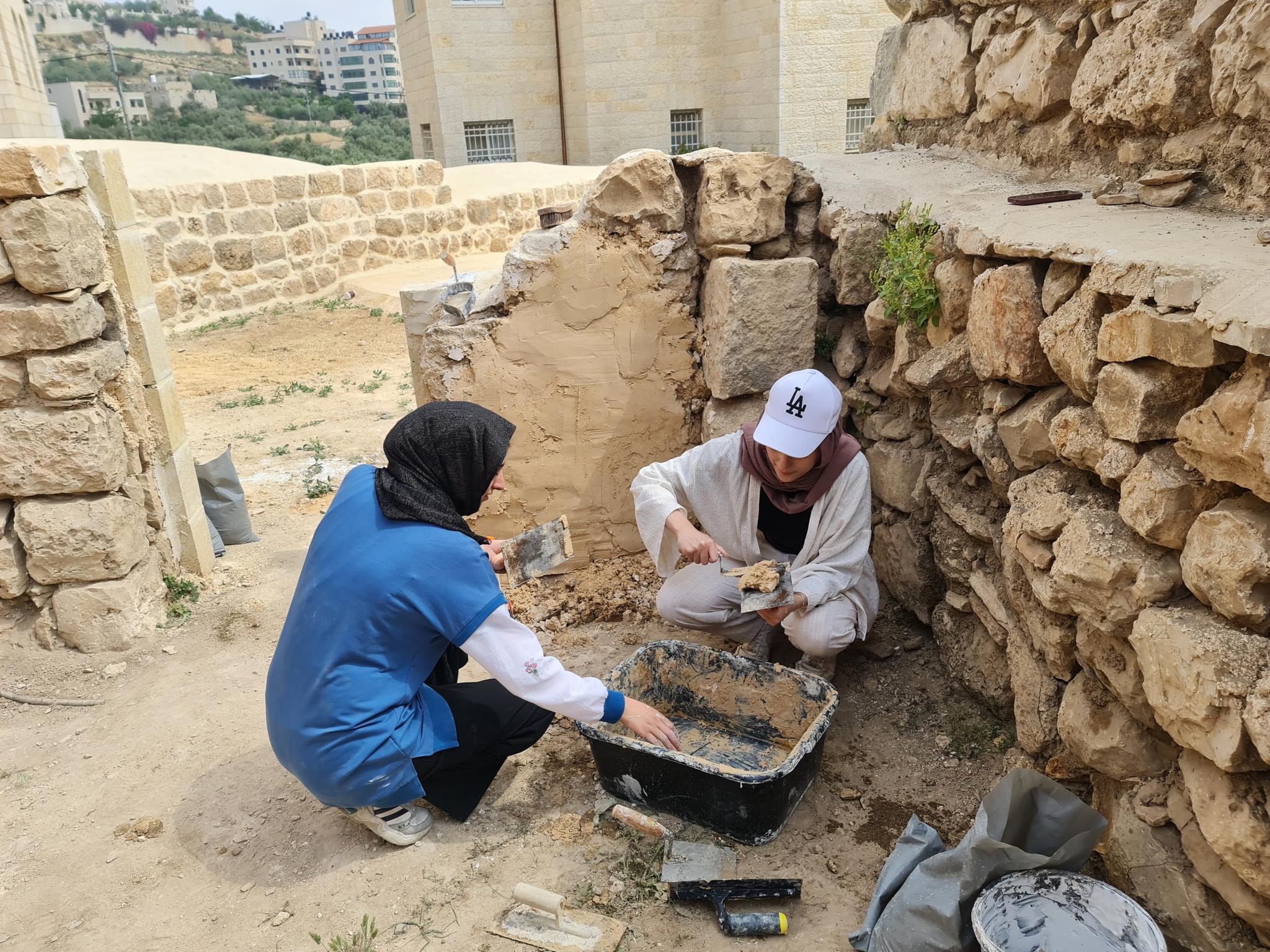 A Training Course is Held for Students of the Historic Building ...
